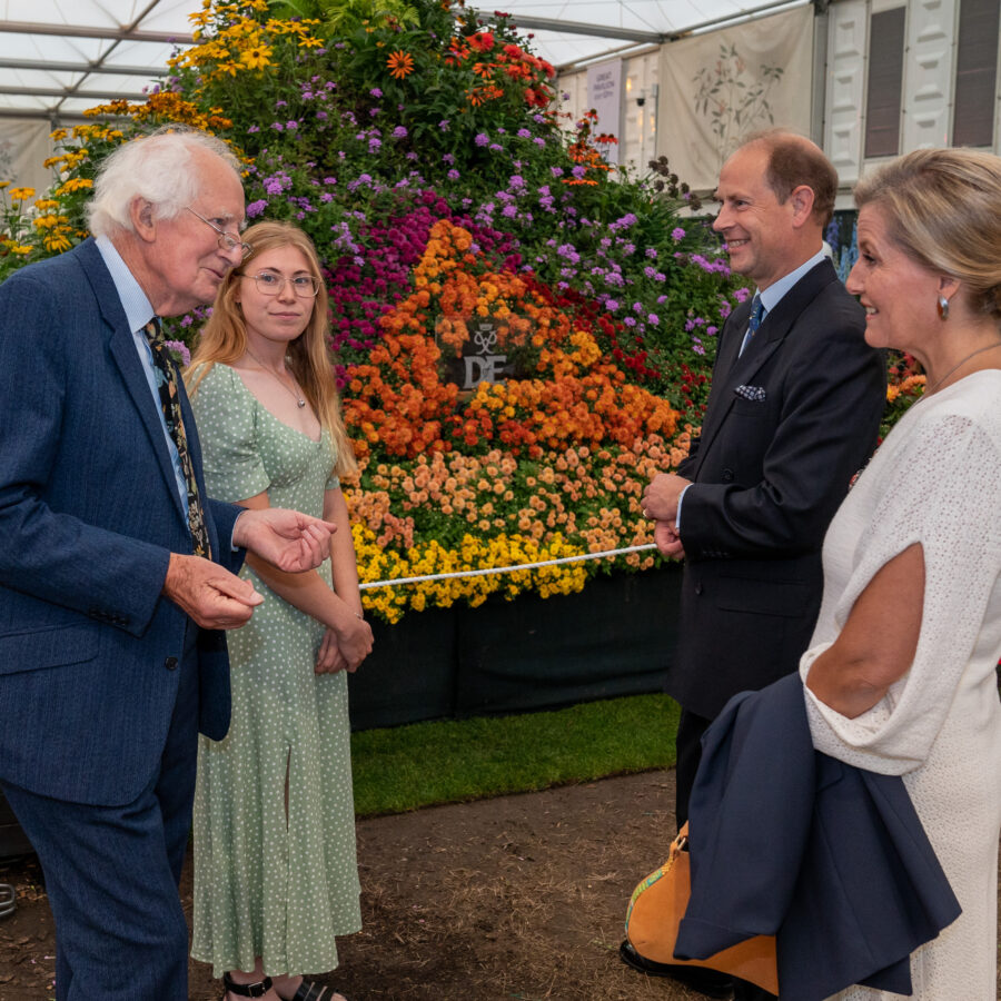 ROYAL APPROVAL FOR POPPINS AT CHELSEA FLOWER SHOW 2021 - Kerley & Co